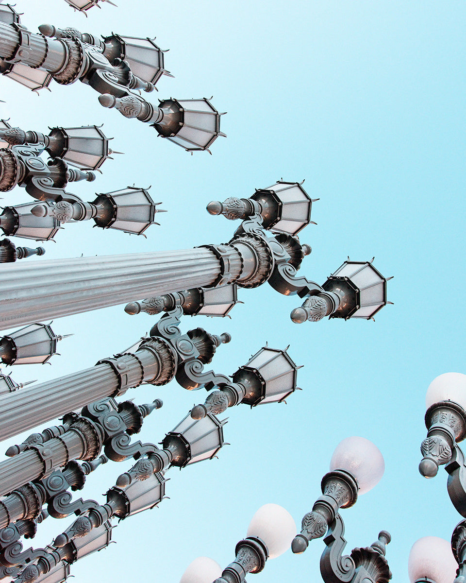 Surrounded – Matt Crump